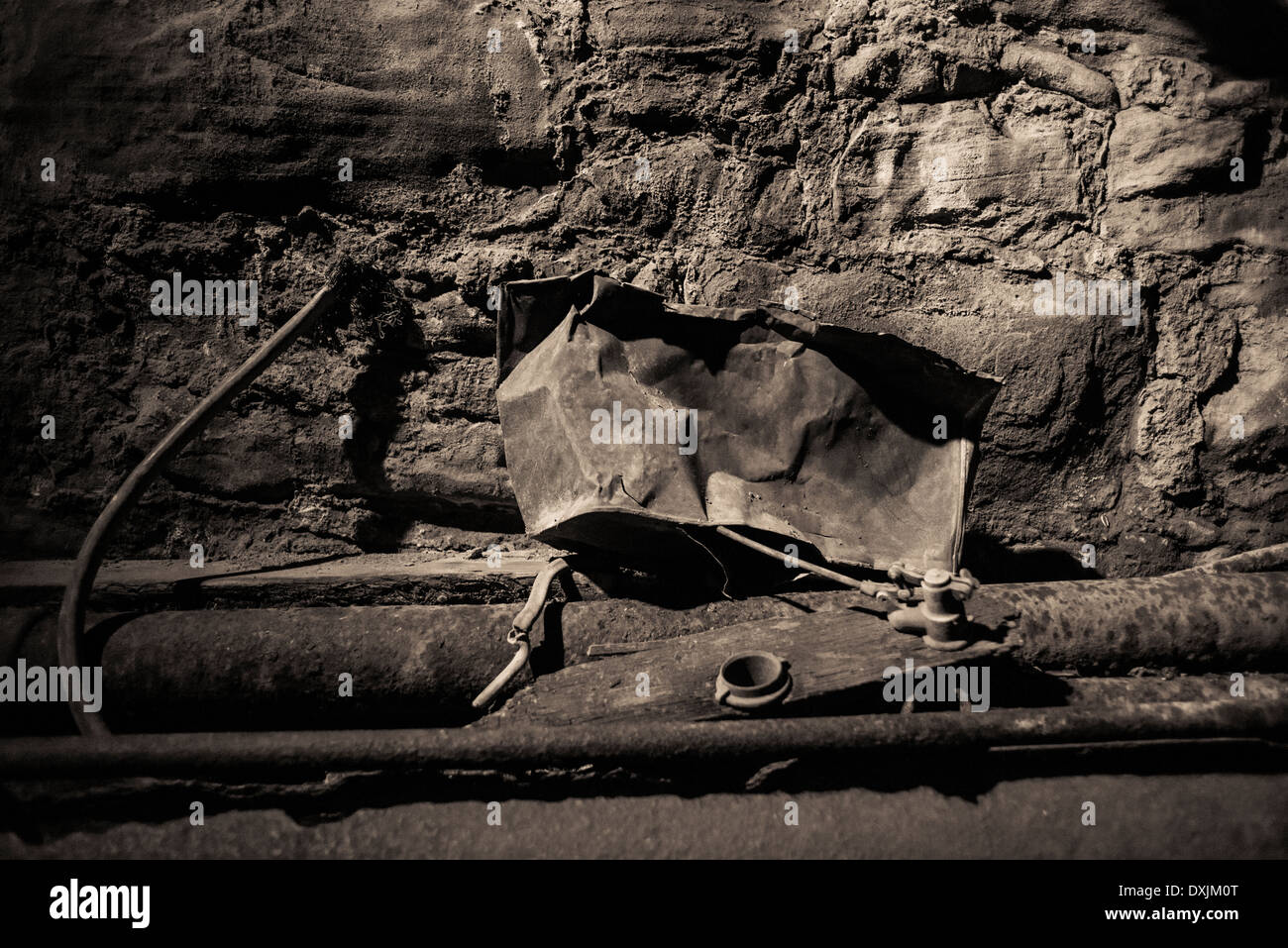 Seattle underground tour hi-res stock photography and images - Alamy