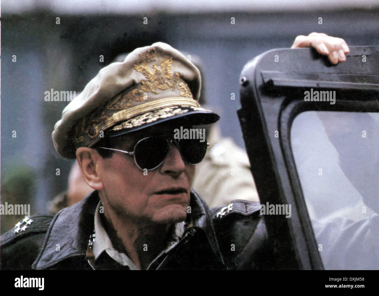 INCHON (US/S KOR 1981) ONE WAY PRODUCTIONS LAURENCE OLIVIER Stock Photo ...