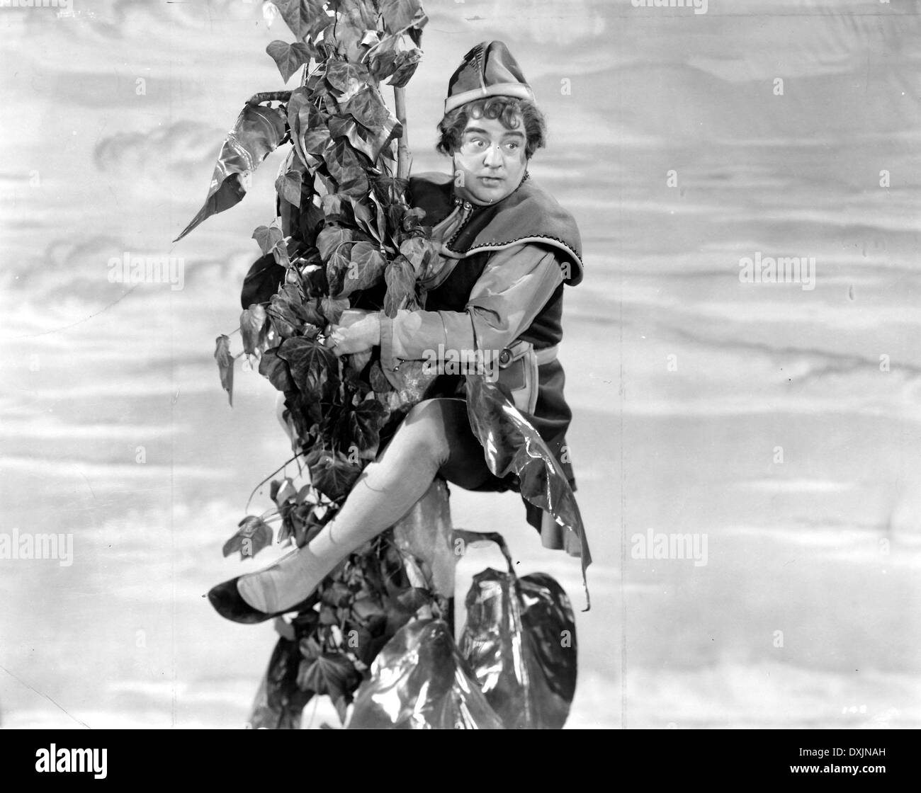 Jack beanstalk 1952 lou costello Black and White Stock Photos & Images ...