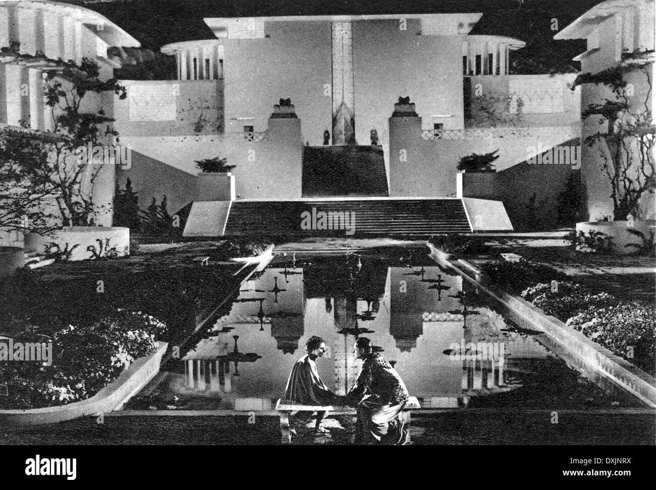 Lost horizon 1937 Black and White Stock Photos & Images - Alamy