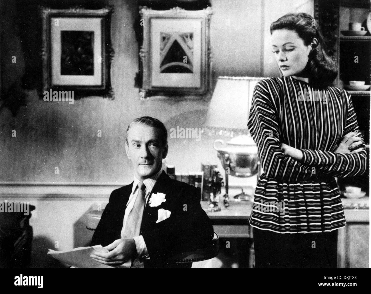 Laura 1944 Gene Tierney Black and White Stock Photos & Images - Alamy