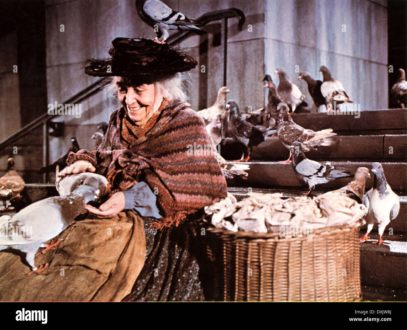Mary poppins hi-res stock photography and images - Alamy