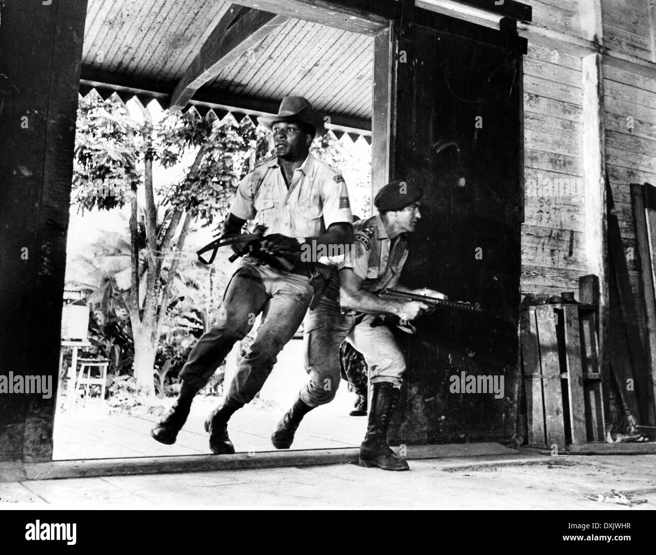 The mercenaries 1968 rod taylor hi-res stock photography and images - Alamy