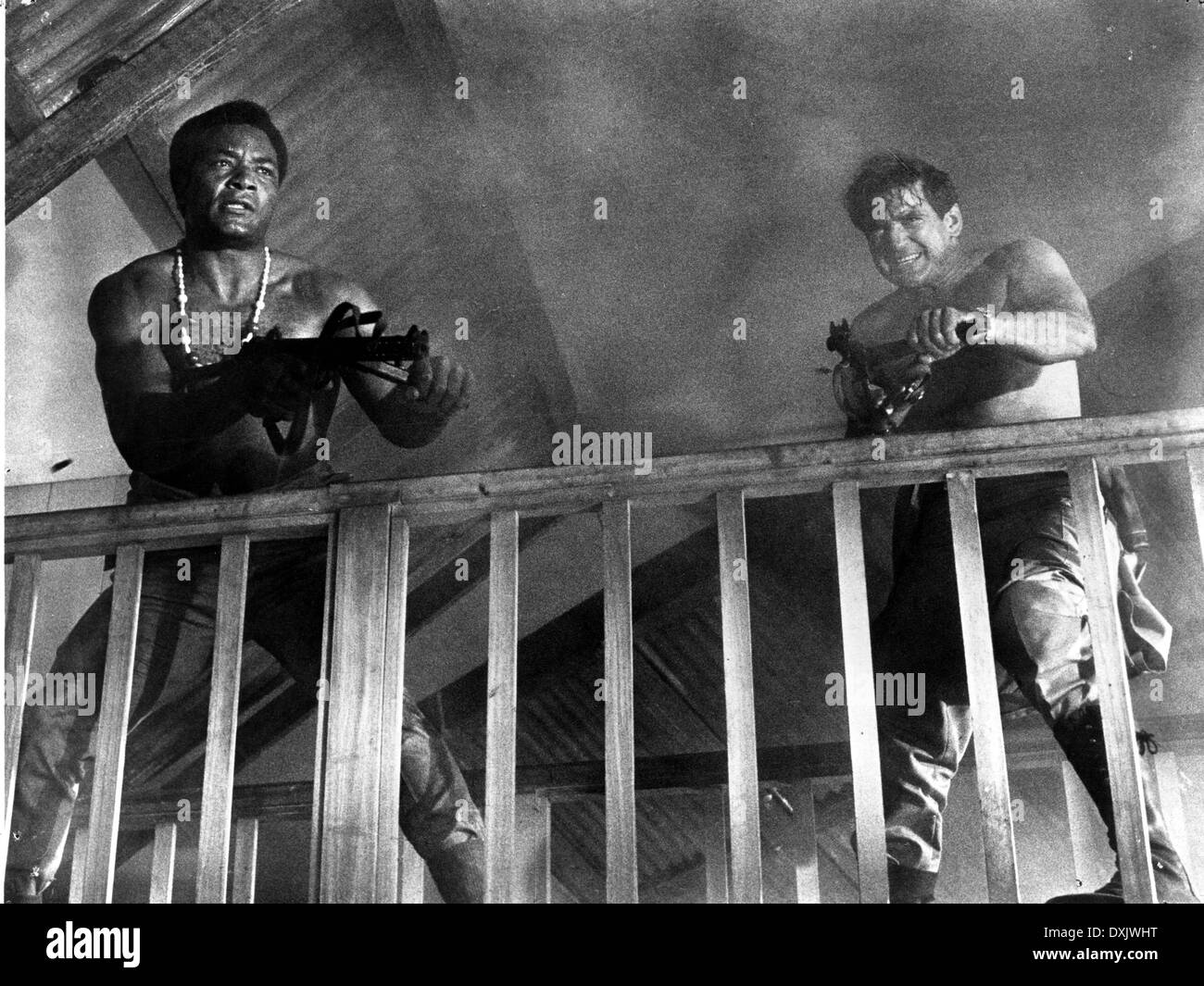 The mercenaries 1968 jim brown Black and White Stock Photos & Images ...