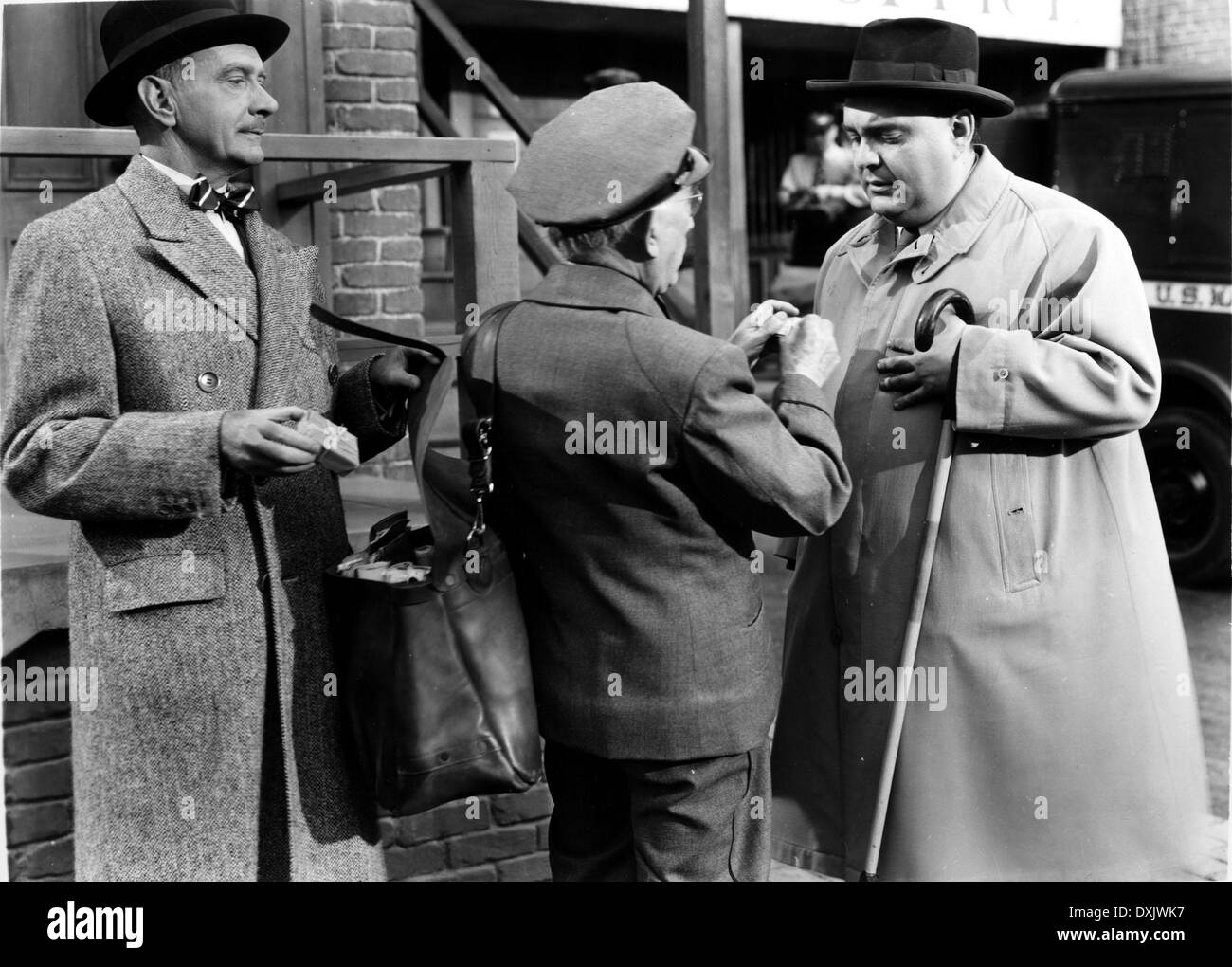 MR BELVEDERE RINGS THE BELL Stock Photo - Alamy