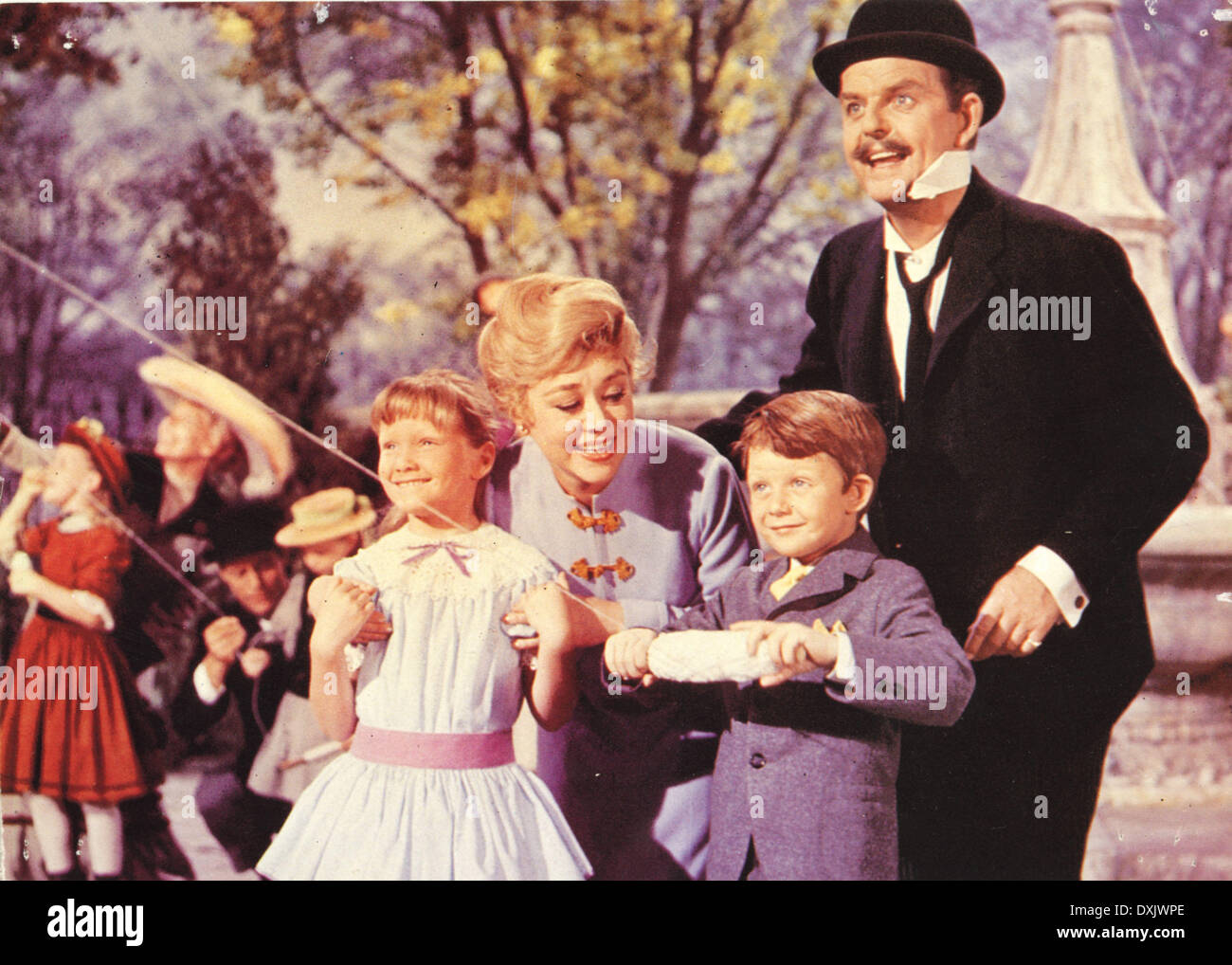 Mary poppins, karen dotrice, matthew garber, 1964 hi-res stock ...