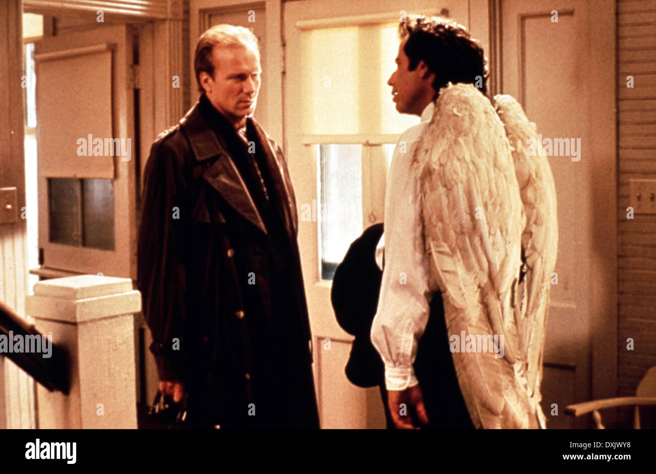 Michael 1996 john travolta hi-res stock photography and images - Alamy