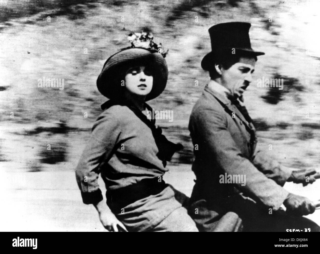 Charlie chaplin 1914 hi-res stock photography and images - Alamy
