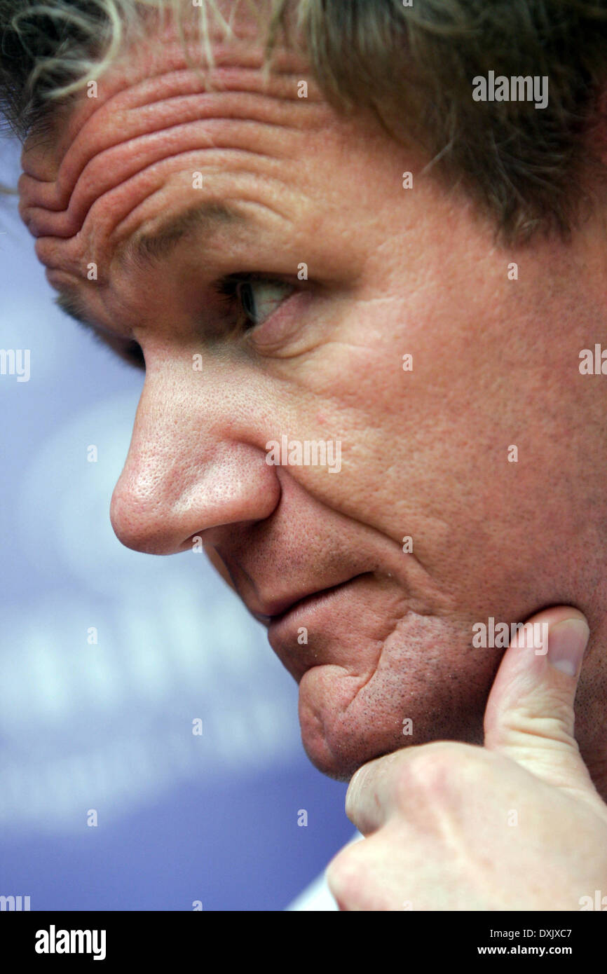 Gordon ramsay portrait hi-res stock photography and images - Alamy