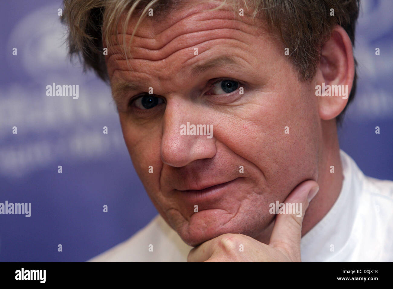 Gordon ramsay chef portrait hi-res stock photography and images - Alamy