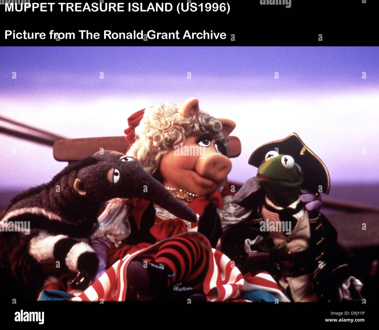 Muppet treasure island hi-res stock photography and images - Alamy
