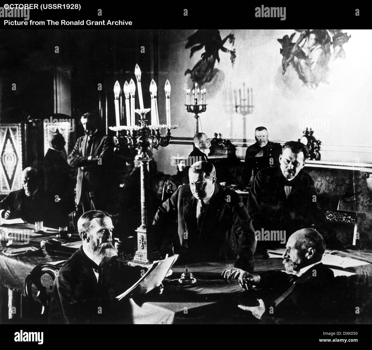 October 1928 hi-res stock photography and images - Alamy
