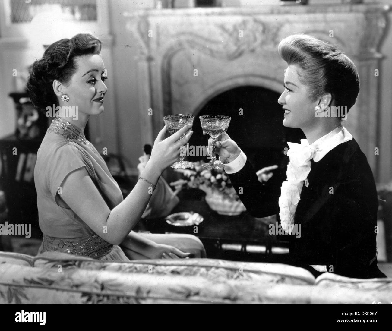 Bette davis old acquaintance hi-res stock photography and images - Alamy