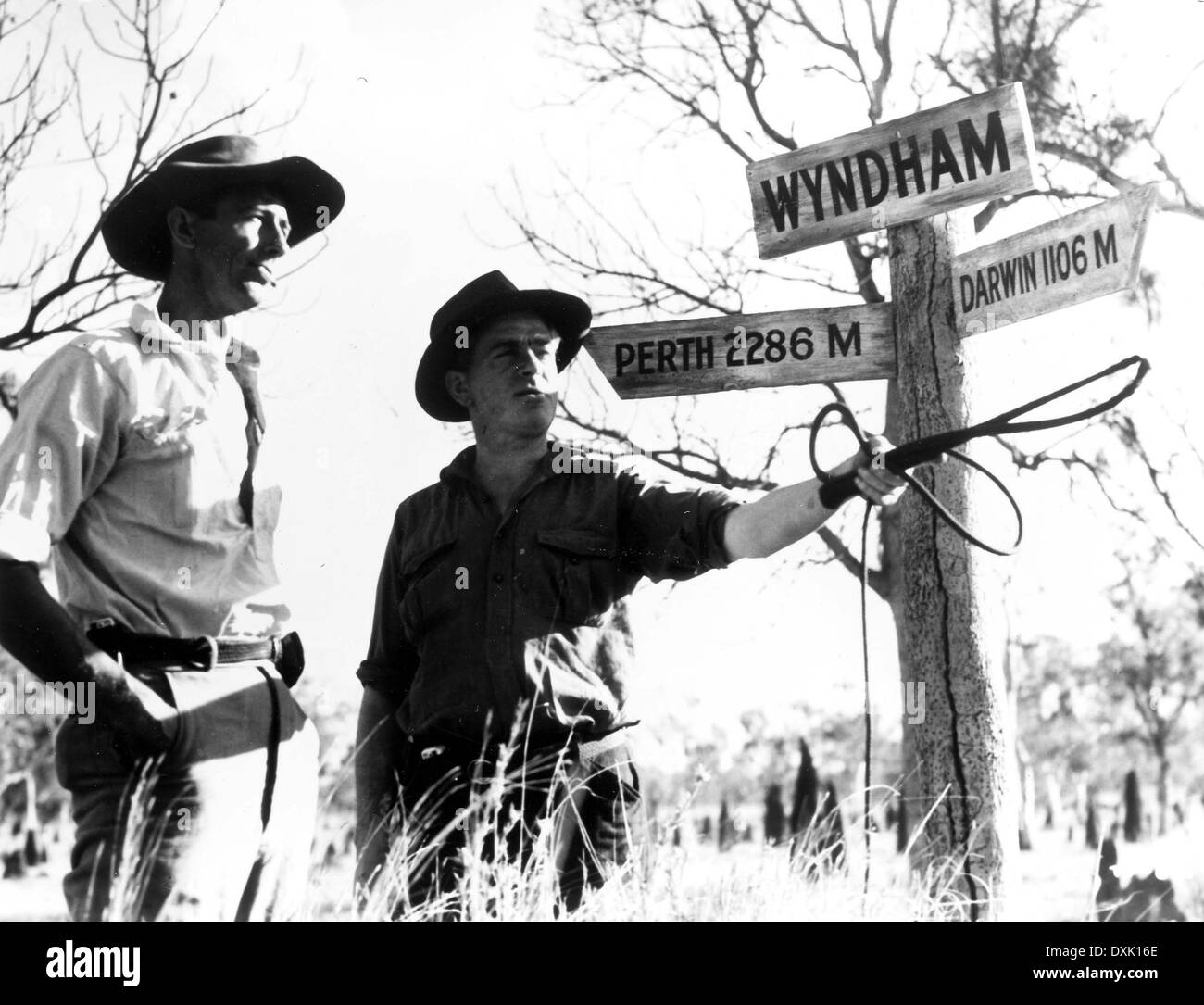 Overlanders hi-res stock photography and images - Alamy