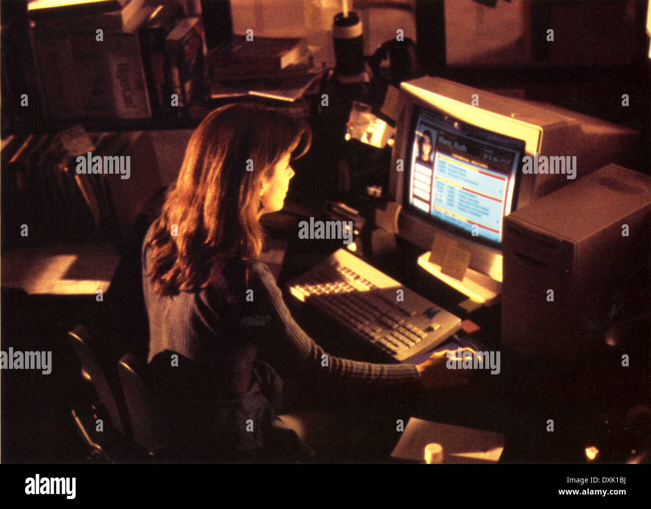 The net 1995 sandra bullock hi-res stock photography and images - Alamy