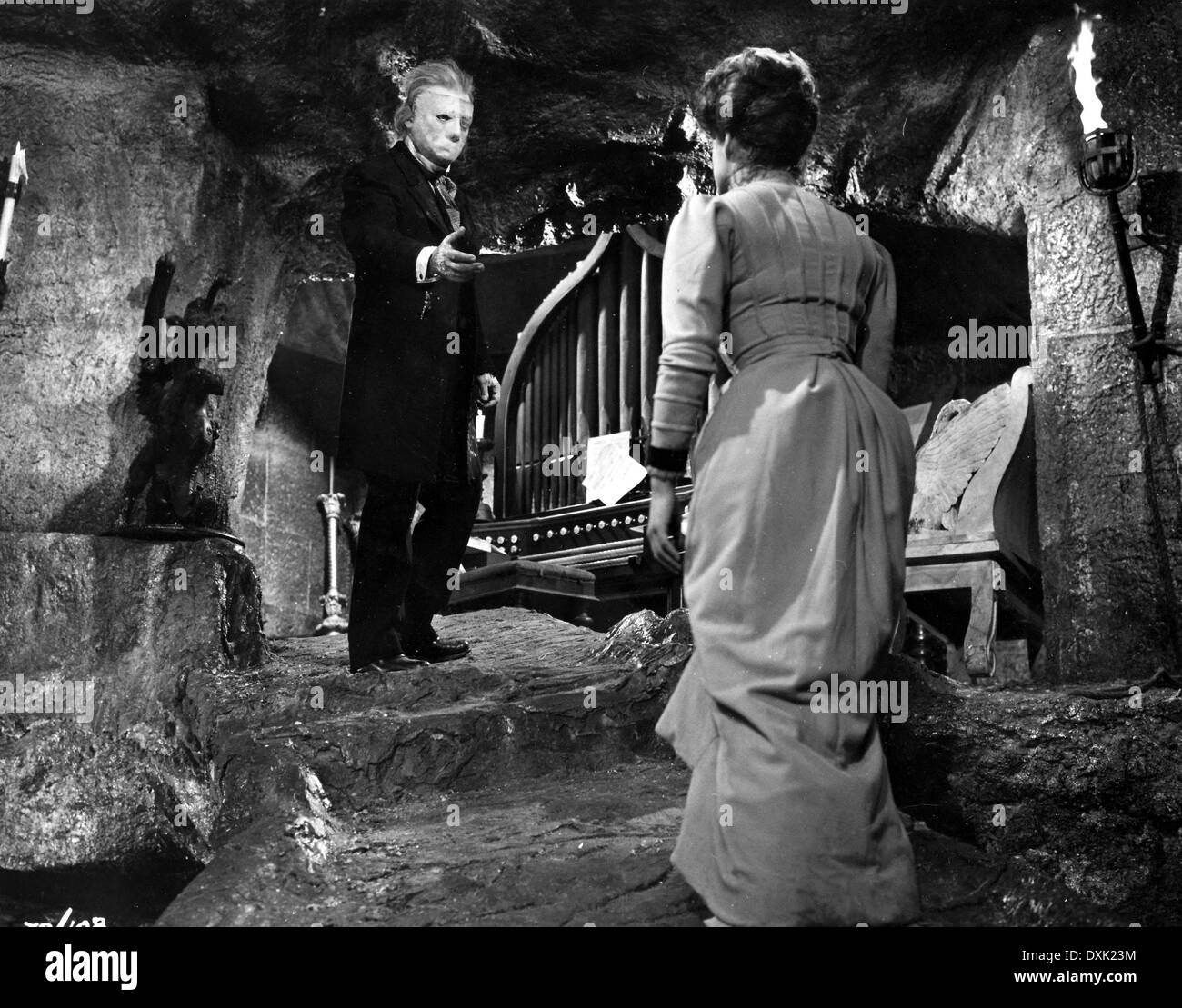 Phantom of opera Black and White Stock Photos & Images - Alamy