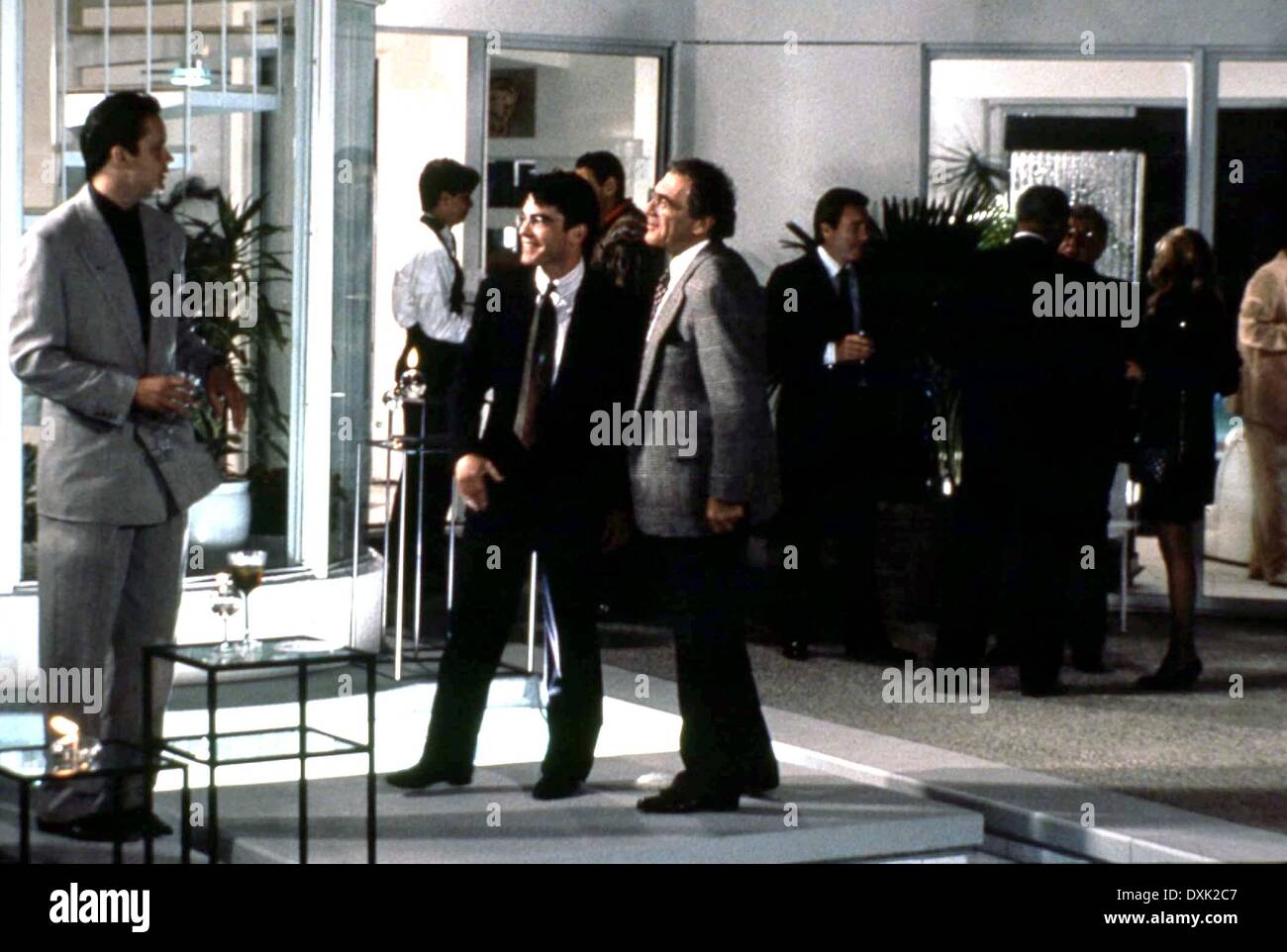 Tim robbins the player hi-res stock photography and images - Alamy