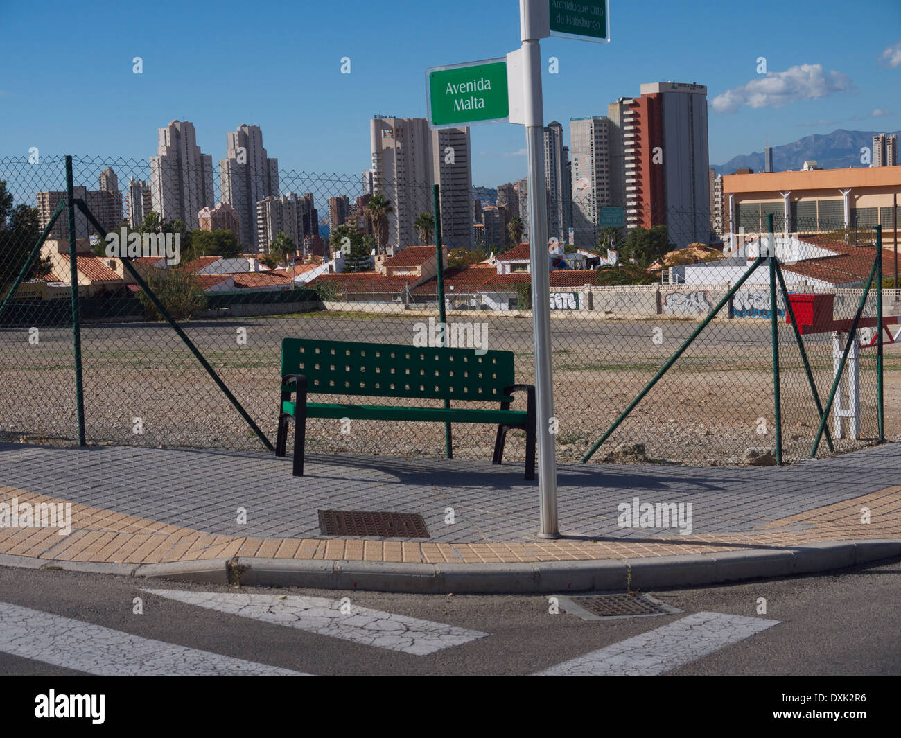 Bench on slope hi-res stock photography and images - Alamy