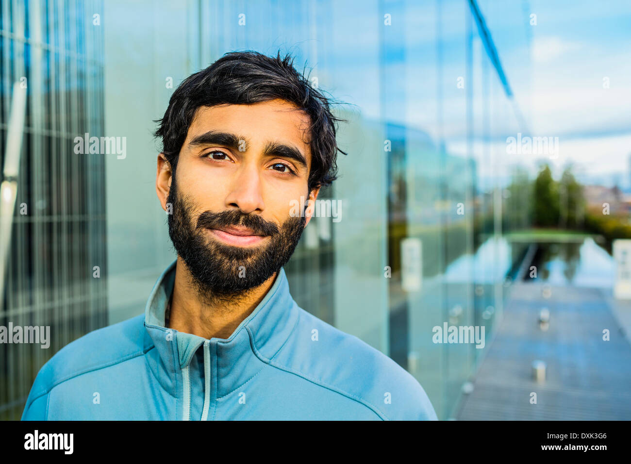Indian man with beard hi-res stock photography and images - Alamy