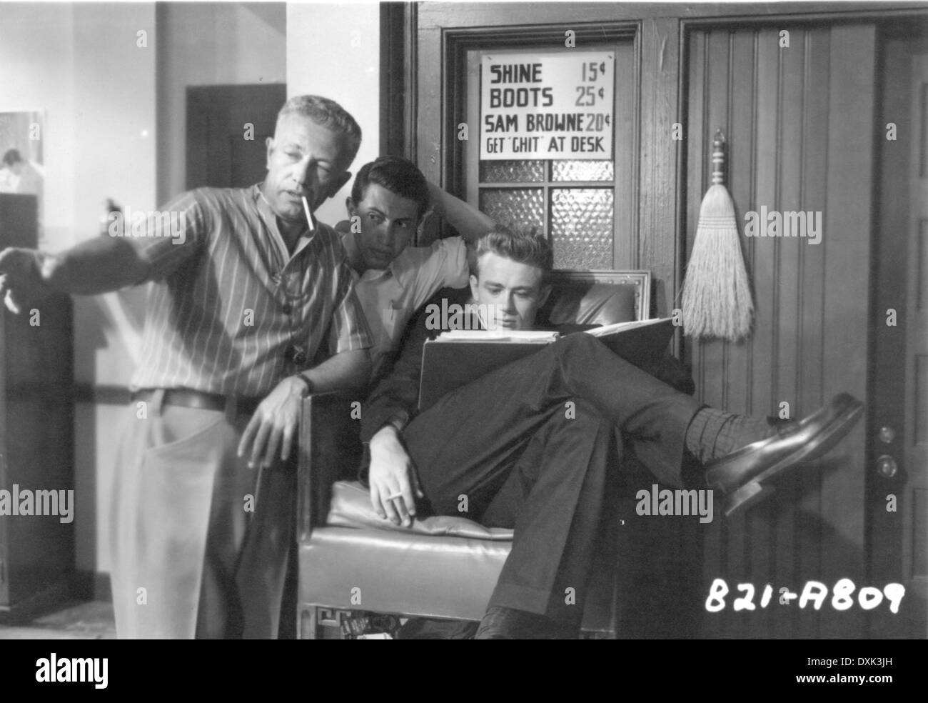 James dean rebel without a cause hi-res stock photography and images ...