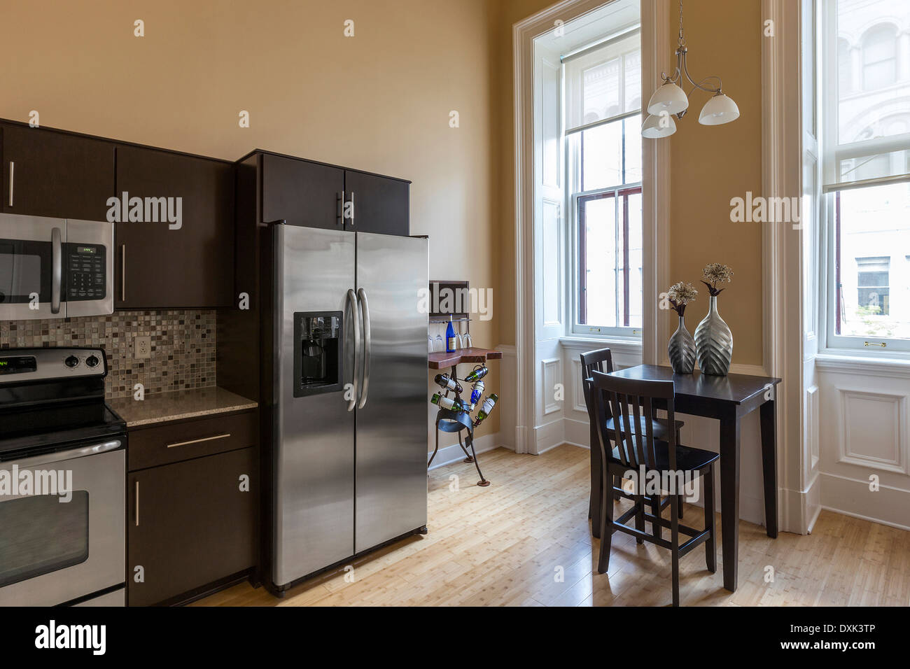 New york modern kitchen hi-res stock photography and images - Alamy
