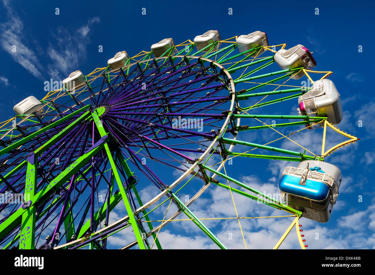 Riding ferris wheel hi-res stock photography and images - Alamy