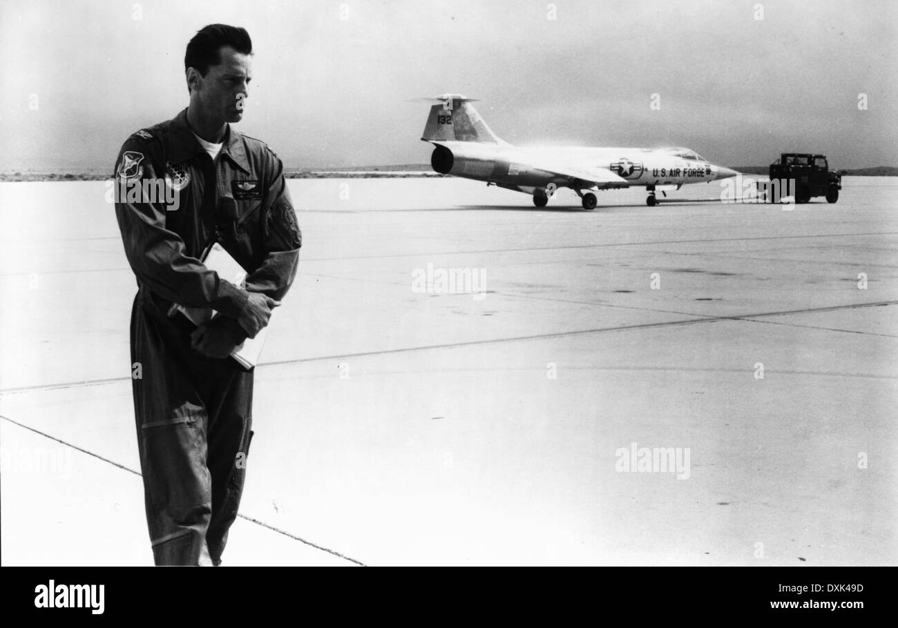 Sam shepard the right stuff Black and White Stock Photos & Images - Alamy