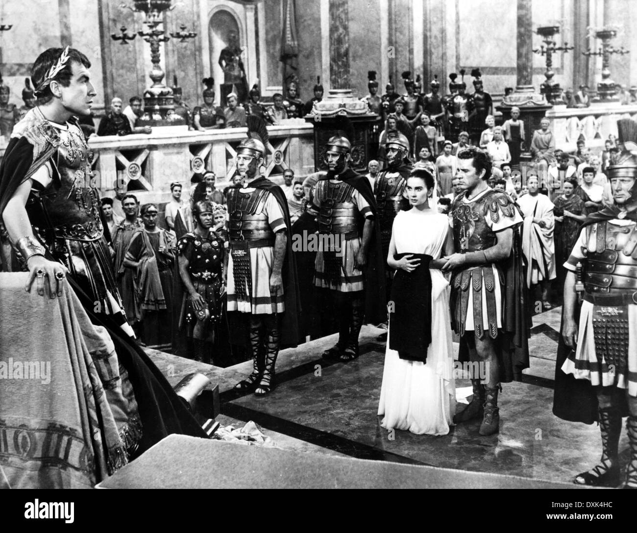 The robe 1953 jean simmons hi-res stock photography and images - Alamy