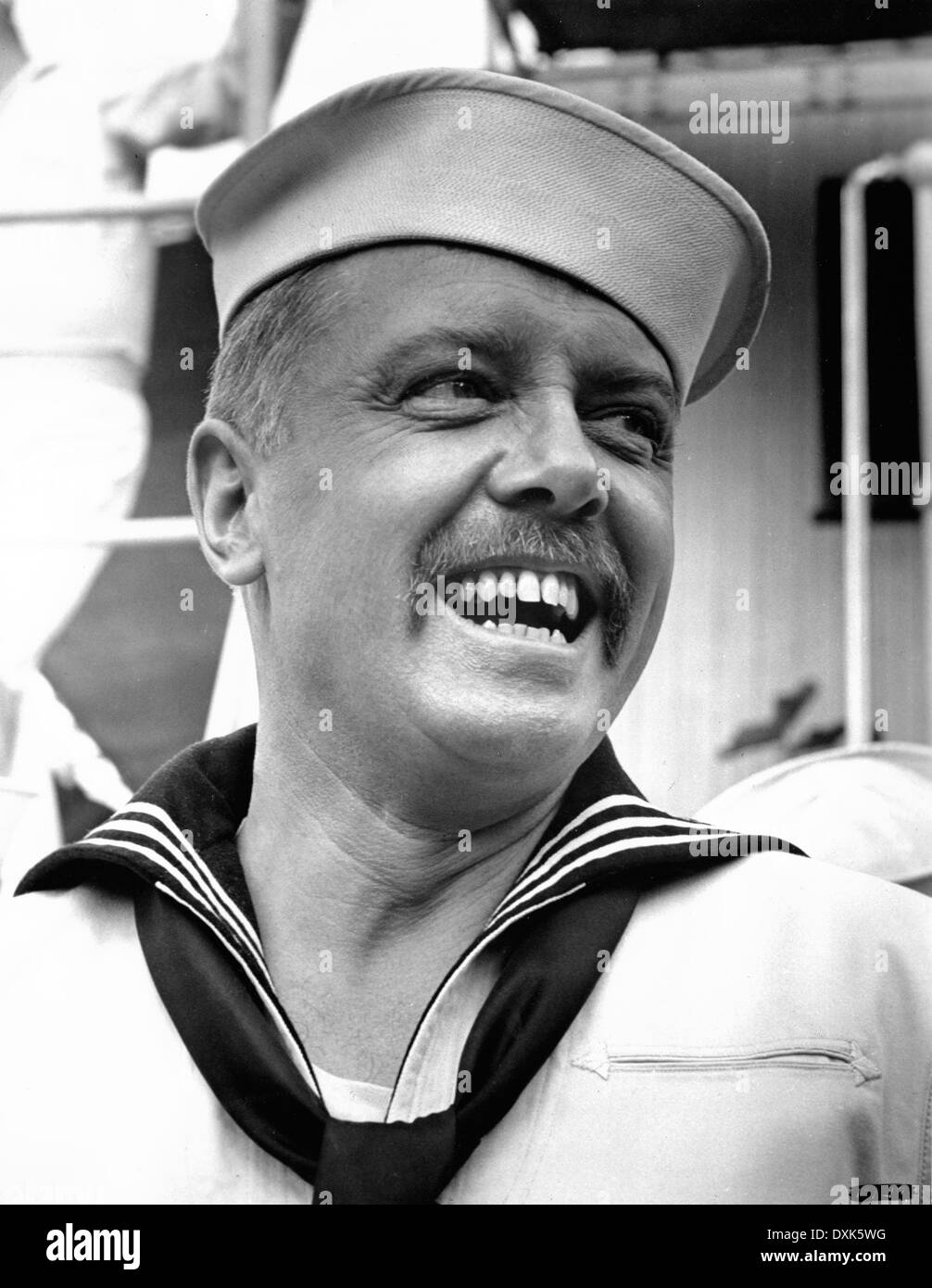 THE SAND PEBBLES (US1966) RICHARD ATTENBOROUGH Stock Photo - Alamy