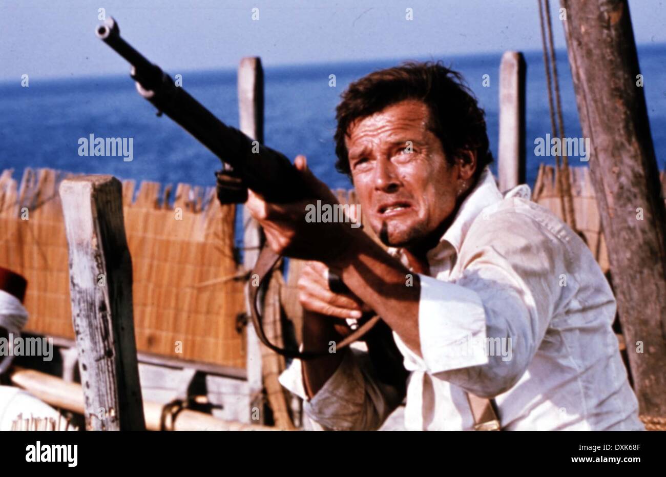 SHOUT AT THE DEVIL Stock Photo - Alamy