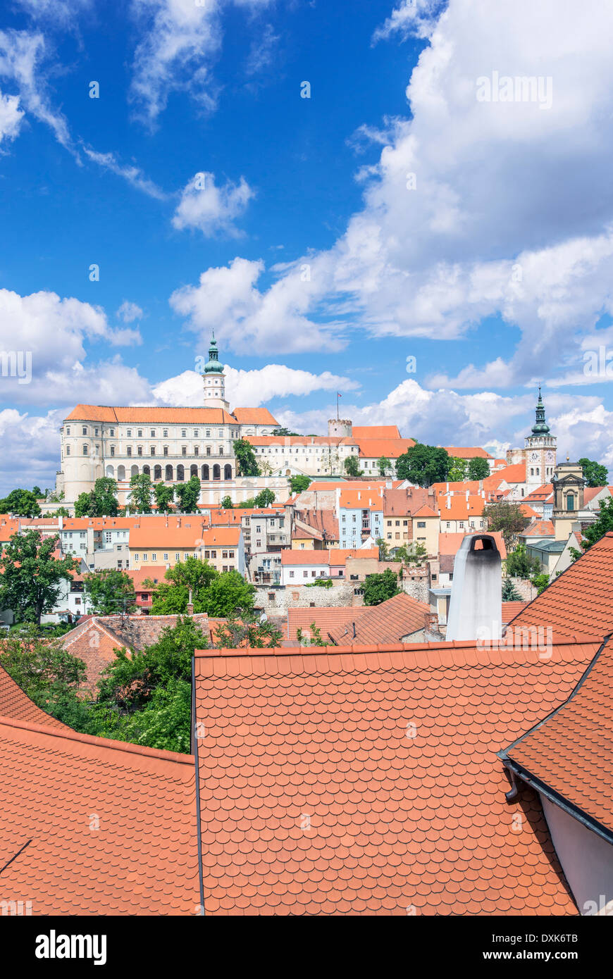 Rooftop prague castle red hi-res stock photography and images - Alamy