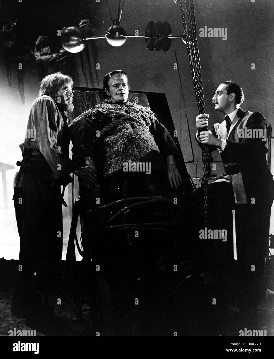 SON OF FRANKENSTEIN (US1939) BELA LUGOSI, BORIS KARLOFF, BAS Stock ...