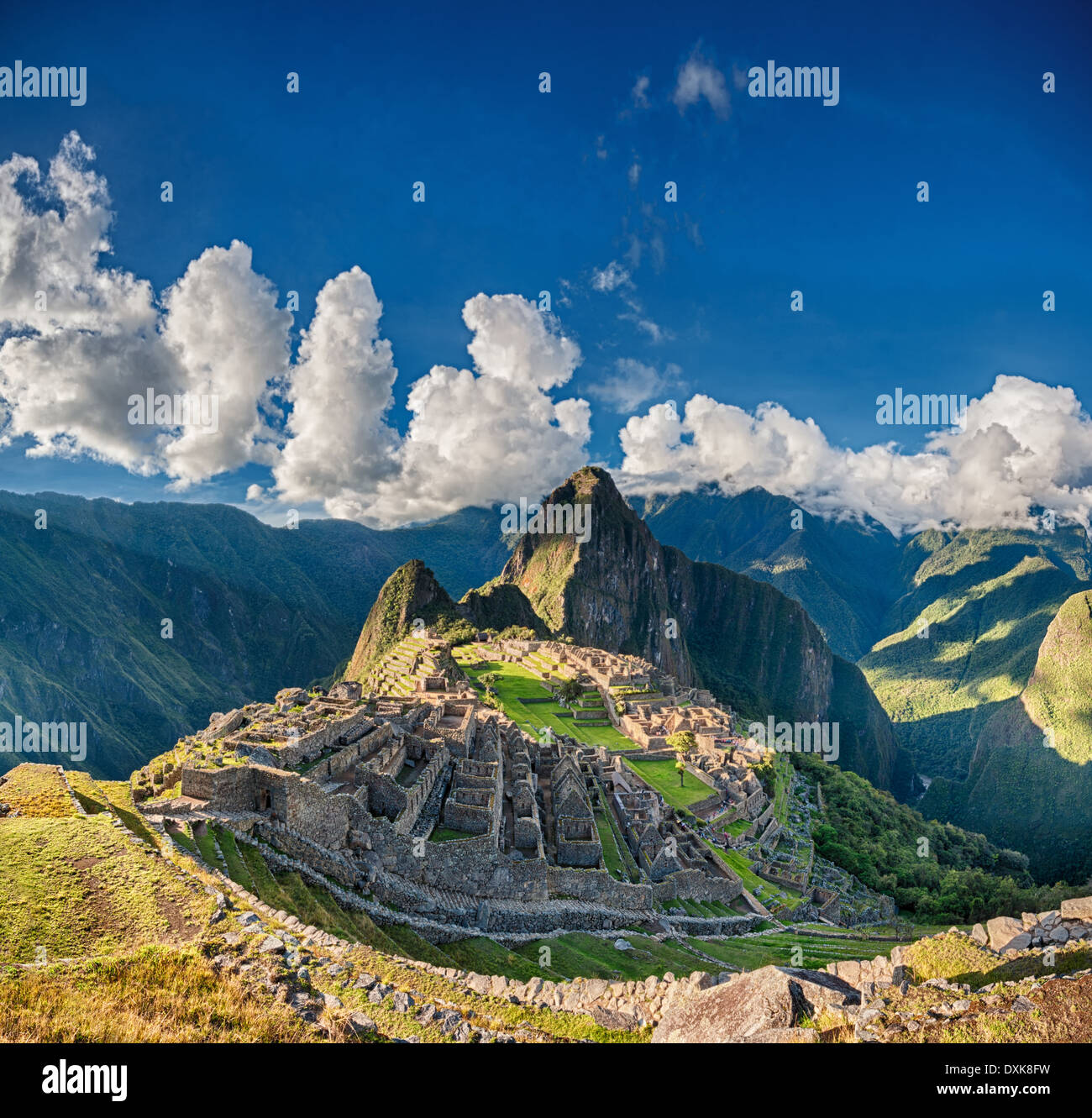 Machu picchu peru overview hi-res stock photography and images - Alamy