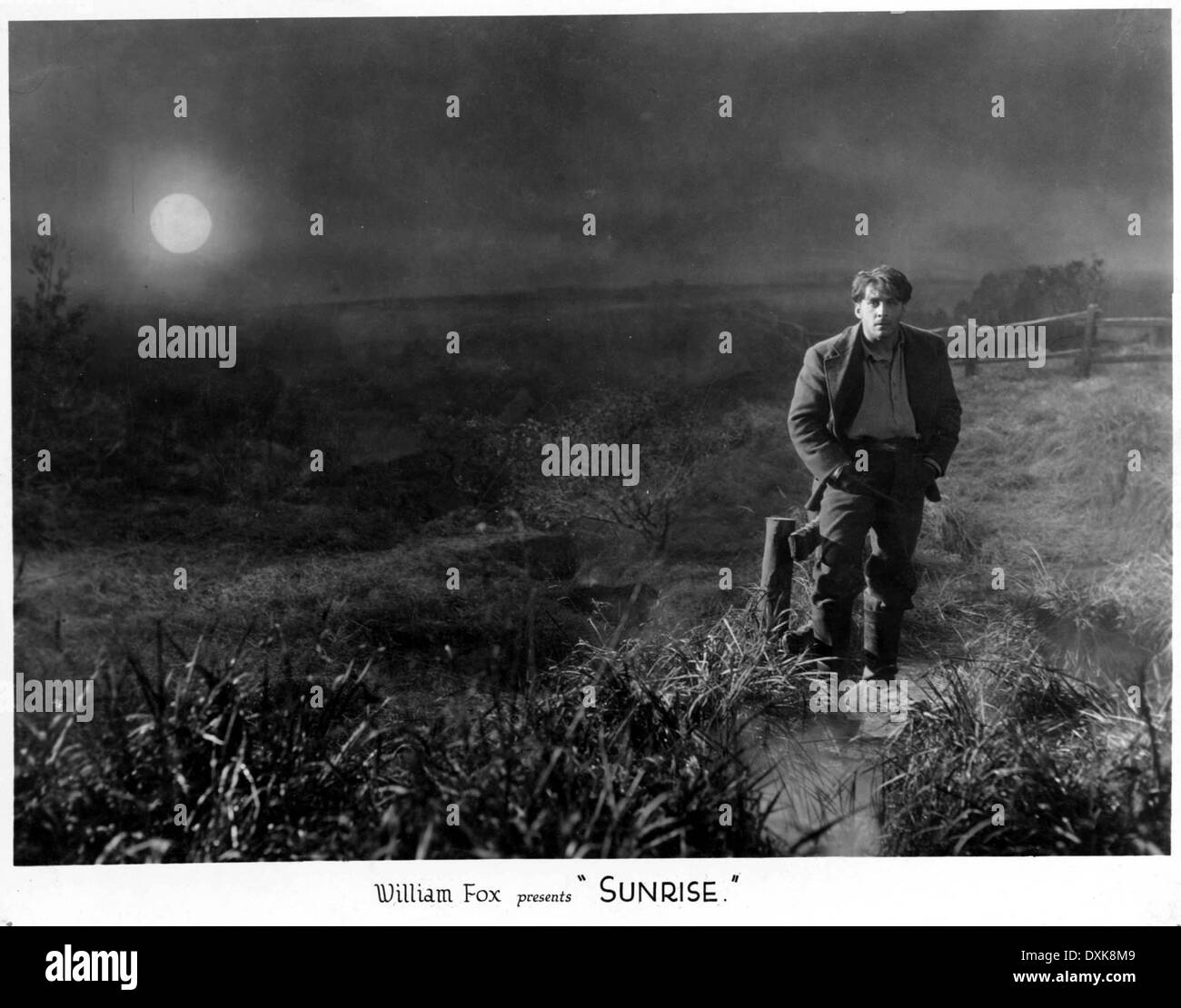 Sunrise song two humans 1927 hi-res stock photography and images - Alamy