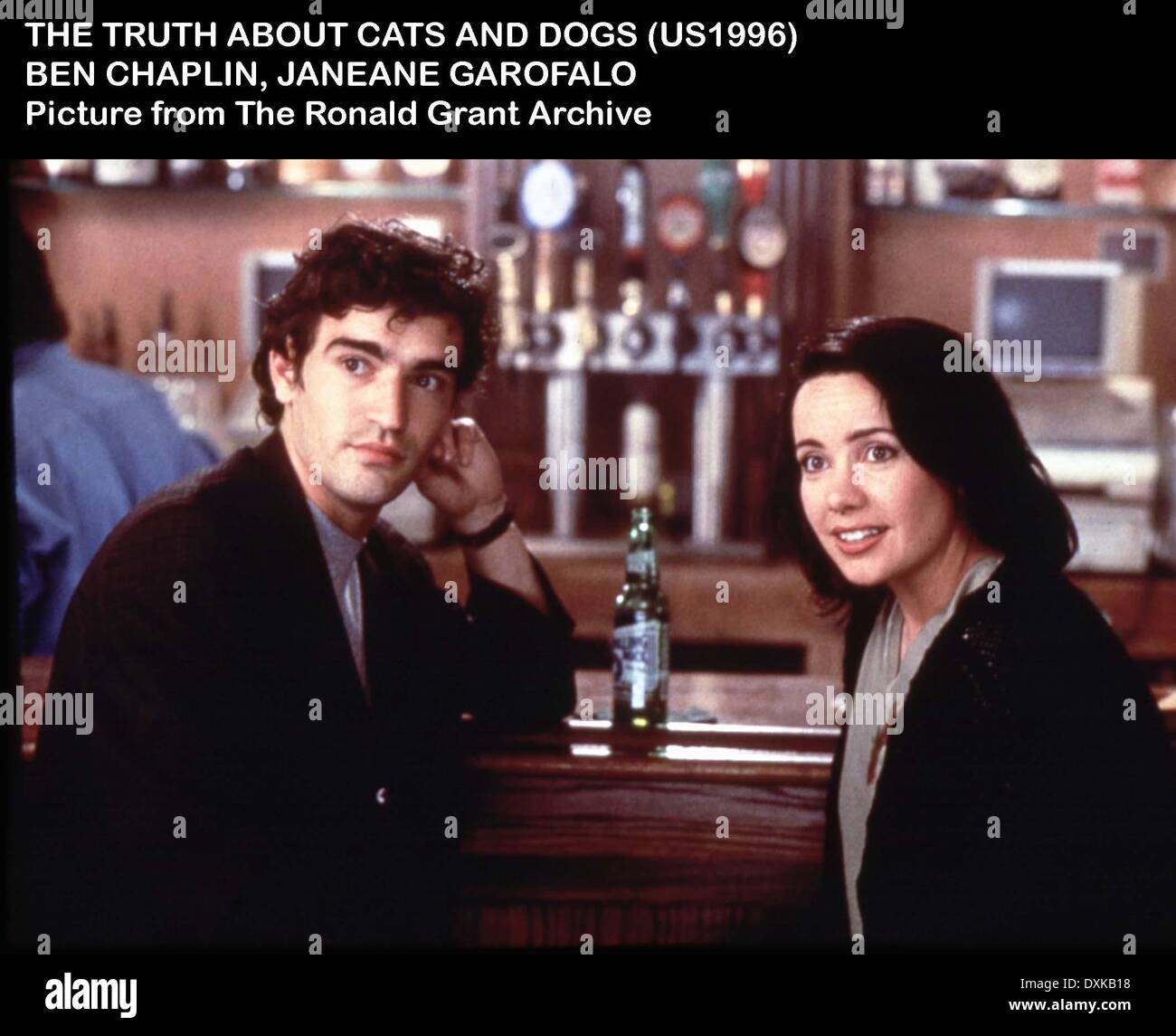 Truth cats dogs 1996 janeane hi-res stock photography and images - Alamy