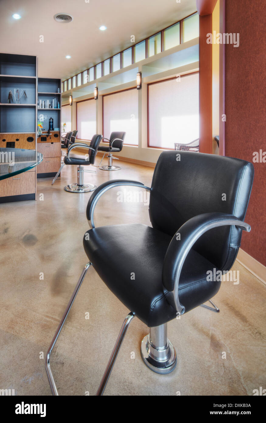Empty Hair Salon High Resolution Stock Photography and Images - Alamy