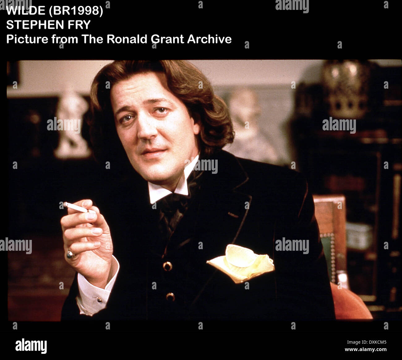 Stephen fry wilde 1997 hi-res stock photography and images - Alamy Stephen fry wilde 1997 hi-res stock photography and images - Alamy