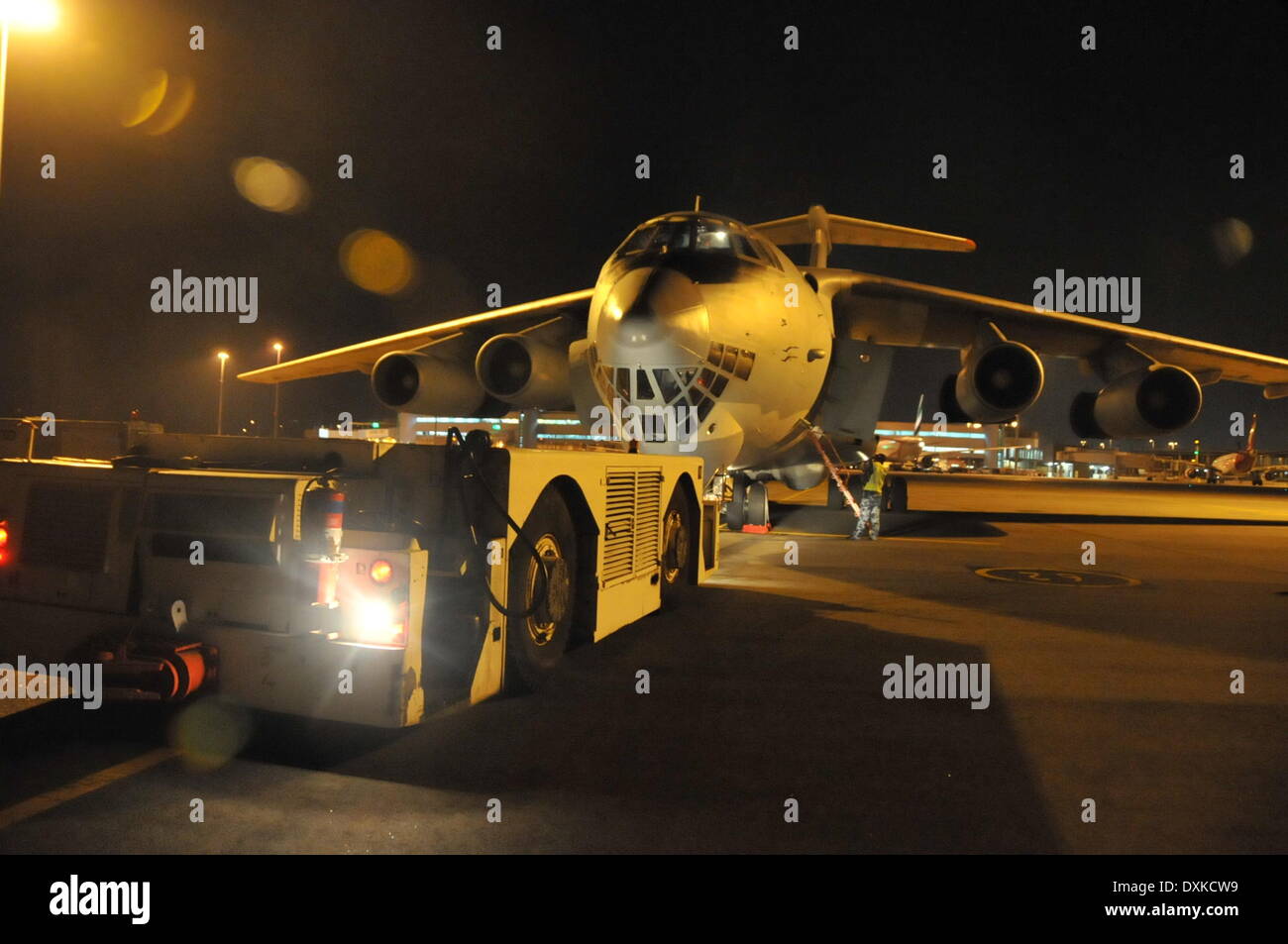 Perth. 27th Mar, 2014. A Chinese IL-76 aircraft prepares to take off to ...