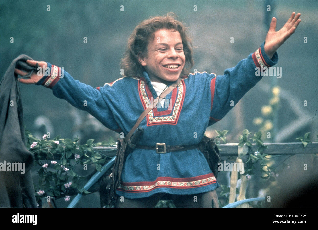 Willow 1988 warwick davis hi-res stock photography and images - Alamy