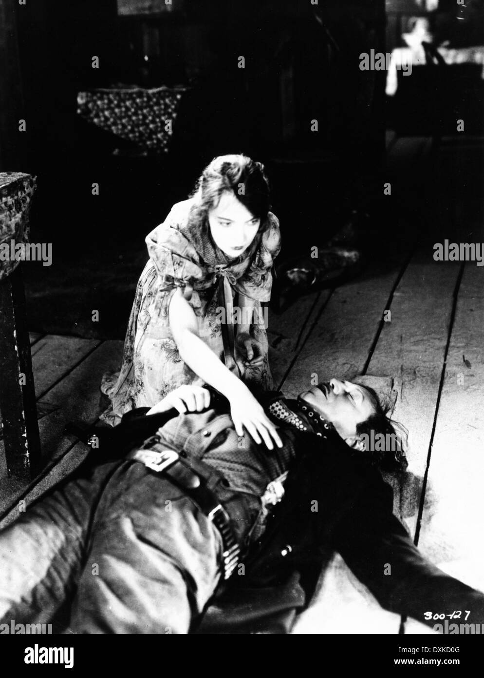 Lillian gish wind 1928 hi-res stock photography and images - Alamy
