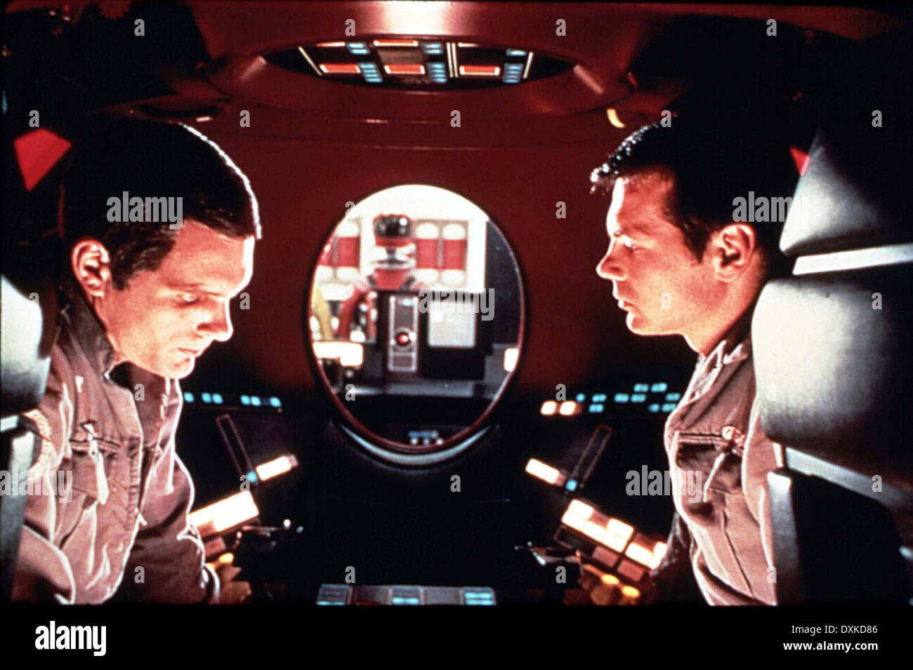 Keir dullea gary lockwood 2001 hi-res stock photography and images - Alamy