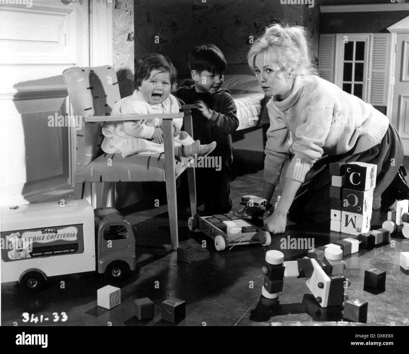 Upstairs downstairs hi-res stock photography and images - Alamy