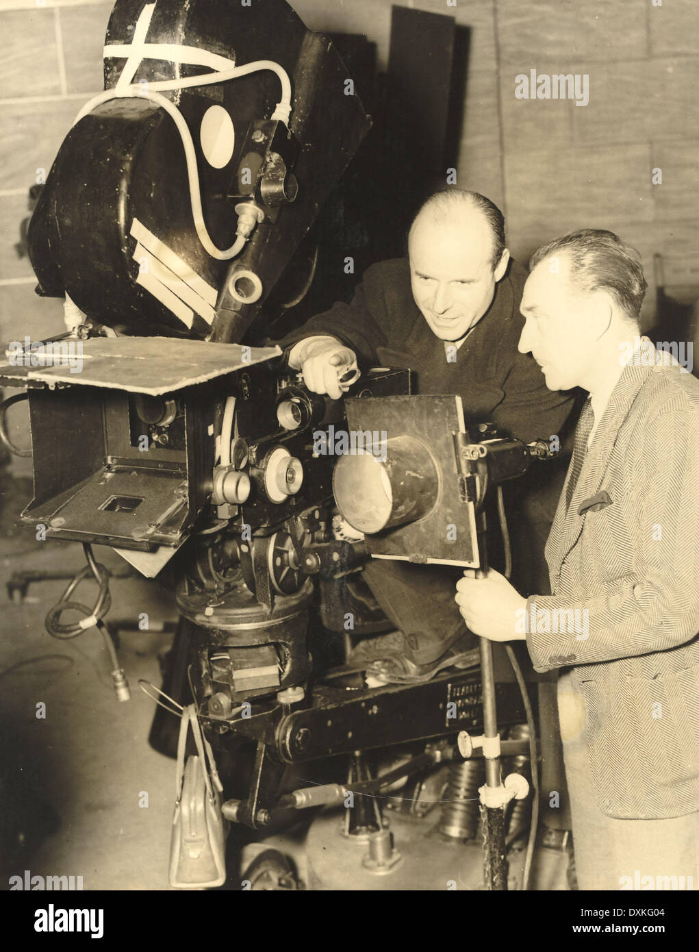 THE OCTOBER MAN (BRITAIN 1947) DIRECTED BY ROY WARD BAKER Stock Photo ...