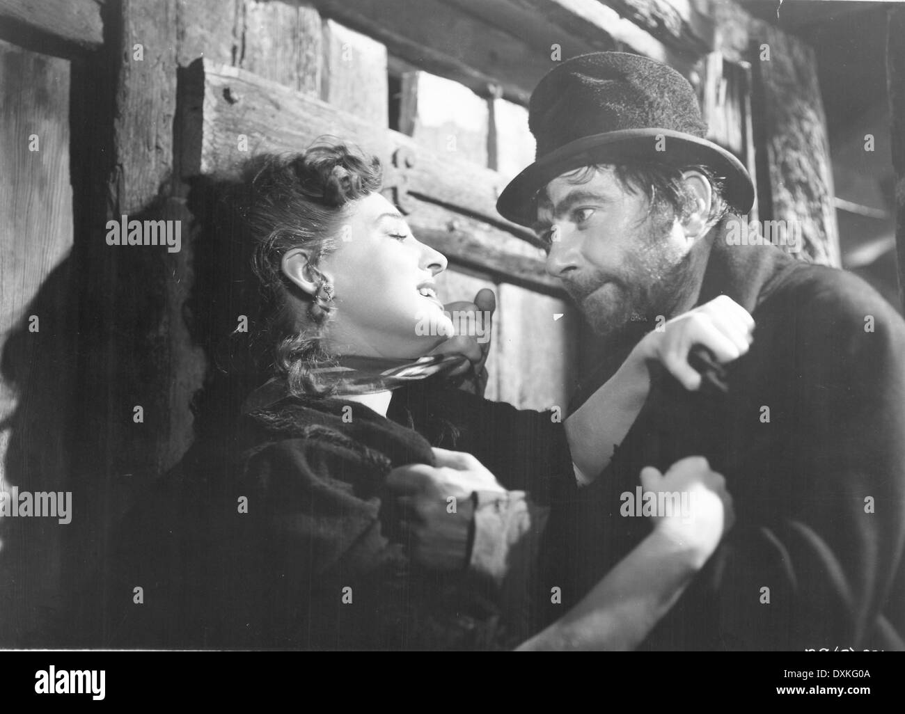 Oliver twist 1948 hi-res stock photography and images - Alamy