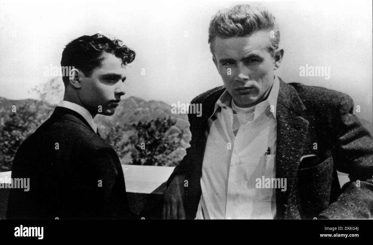 REBEL WITHOUT A CAUSE Stock Photo - Alamy
