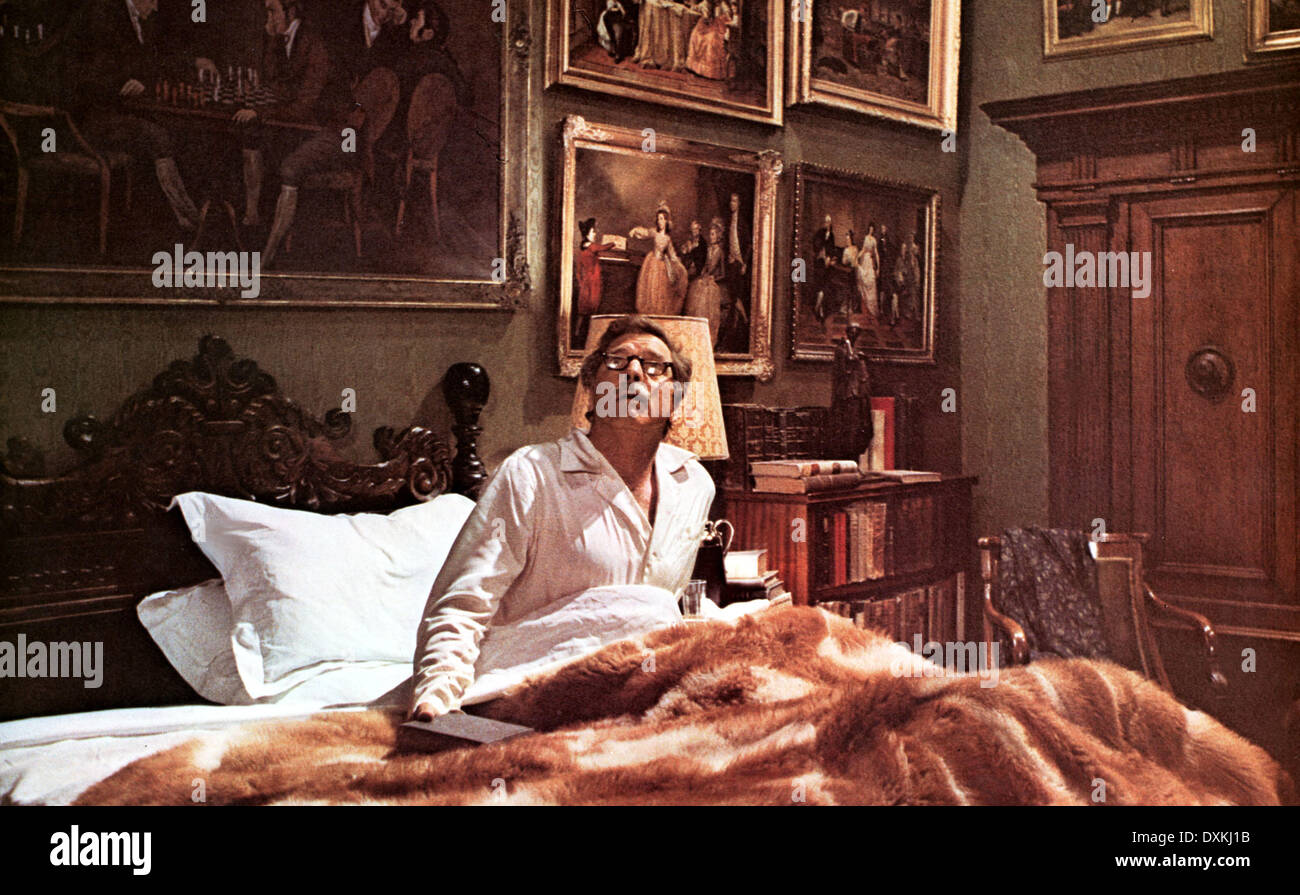 Conversation piece 1974 hi-res stock photography and images - Alamy