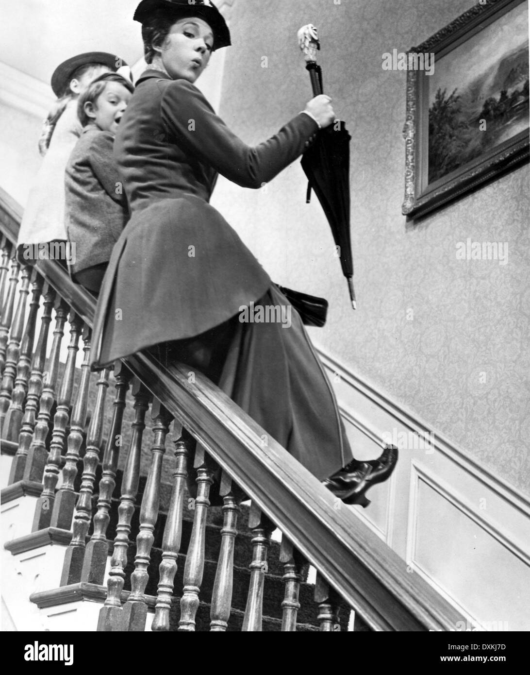 Mary poppins walt disney pictures hi-res stock photography and images ...