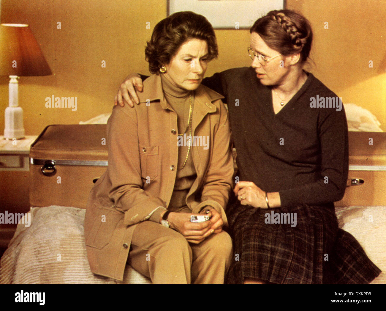Liv ullmann ingrid bergman autumn hi-res stock photography and images ...