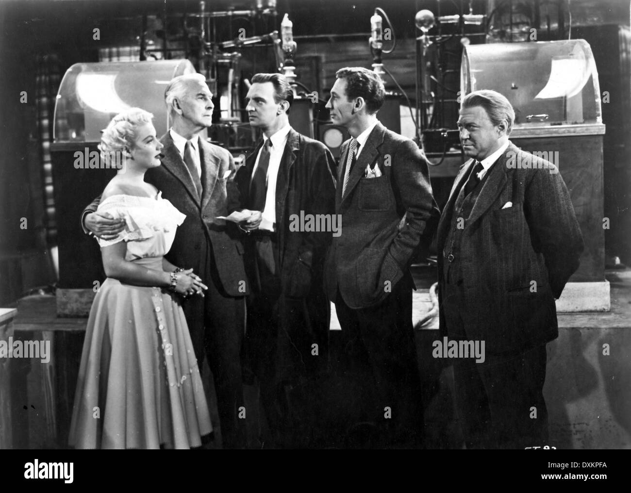 FOUR SIDED TRIANGLE Stock Photo - Alamy