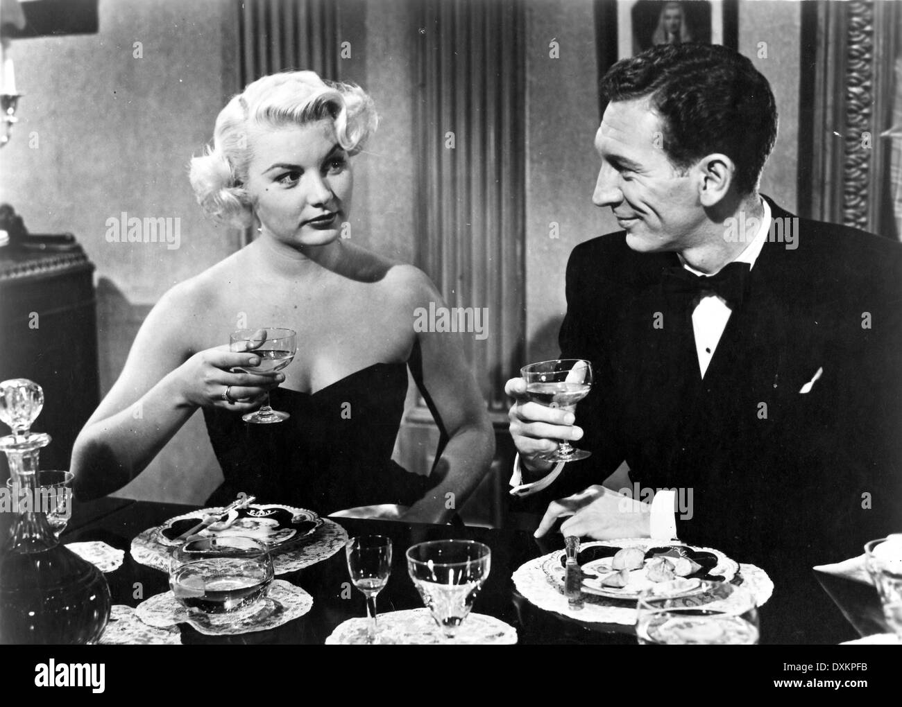 FOUR SIDED TRIANGLE Stock Photo - Alamy